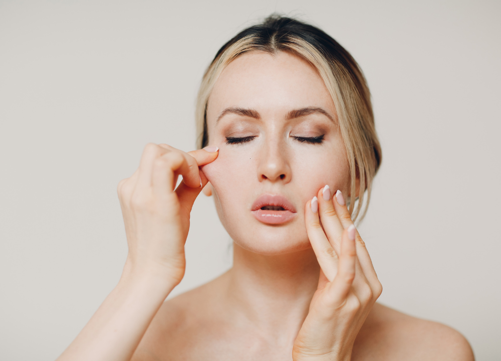 How to Naturally Tighten Skin After Weight Loss: Tips That Work – Elite ...