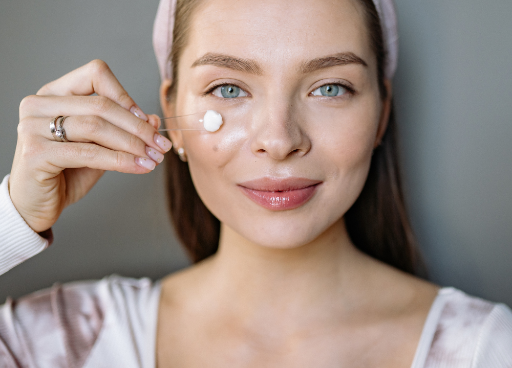 CeraVe Moisturizing Cream for Face: Benefits and Tips for Use – Elite ...