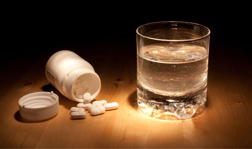 Water Pills & Hydration: How Much Water Do You Really Need? - Elite ...